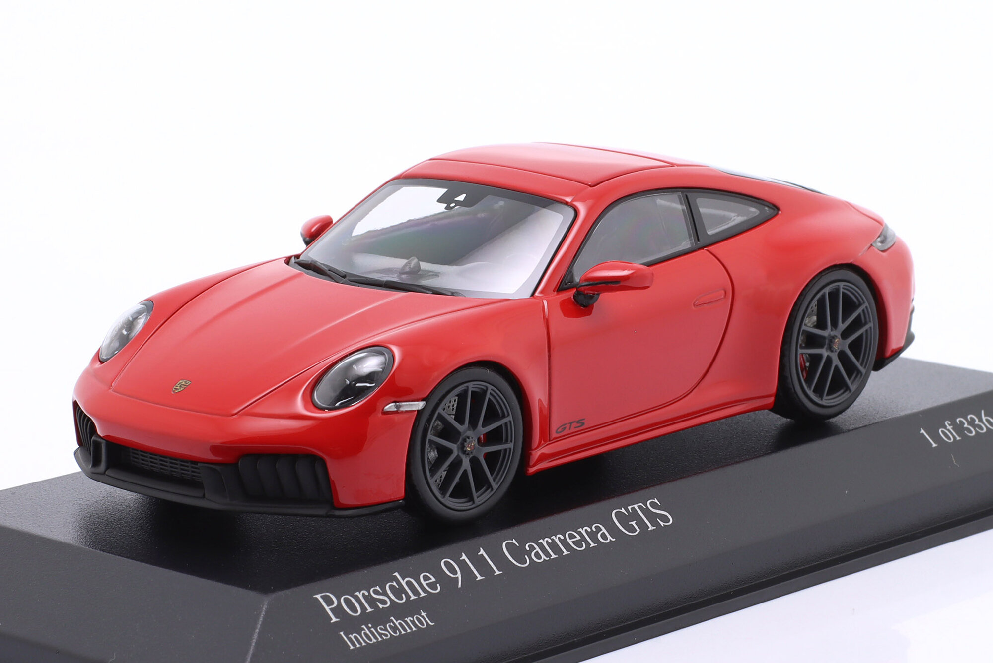 Модель коллекционная MINICHAMPS Porsche 911 (992) carrera gts coupe 2025 red