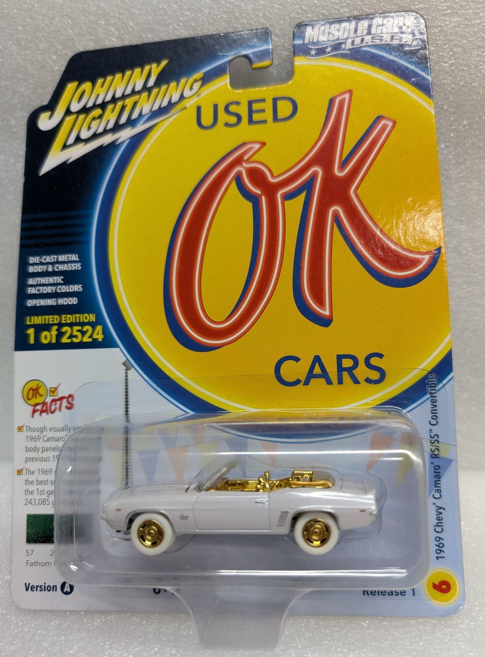 (CHASE) Johnny Lightning 1969 Chevrolet Camaro RS/SS Convertible Fathom Green Poly (серия Muscle Cars, JLSP335A) - Коллекционная машинка