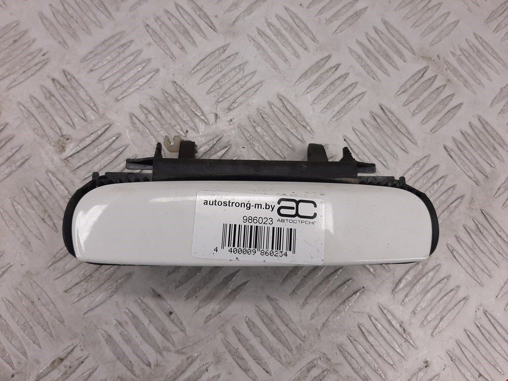 Ручка двери наружная задняя правая / 986023 4BO839885 8E0839207 для Audi A4 B7 (с пробегом)