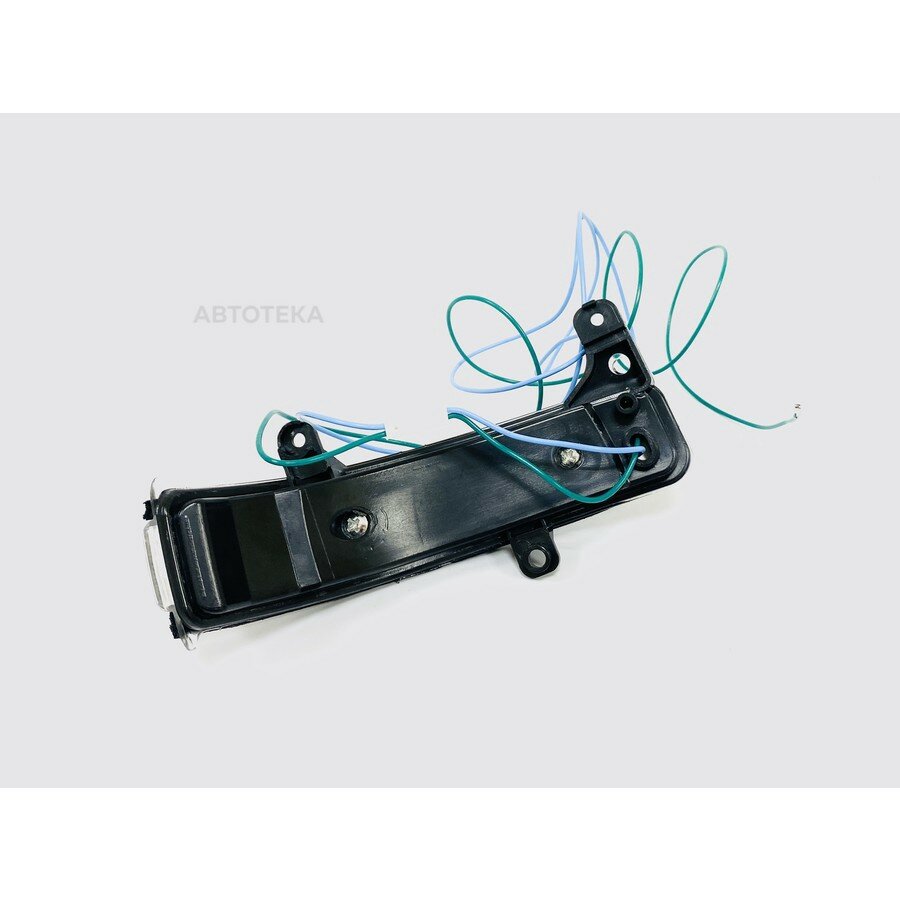 Указатель поворота левый U0524008L UKORAUTO U0524008L