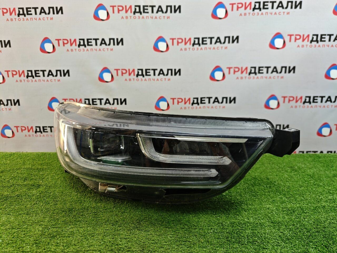 Фара светодиодная Chery Tiggo 8 pro 2022 перед. прав. (б/у)