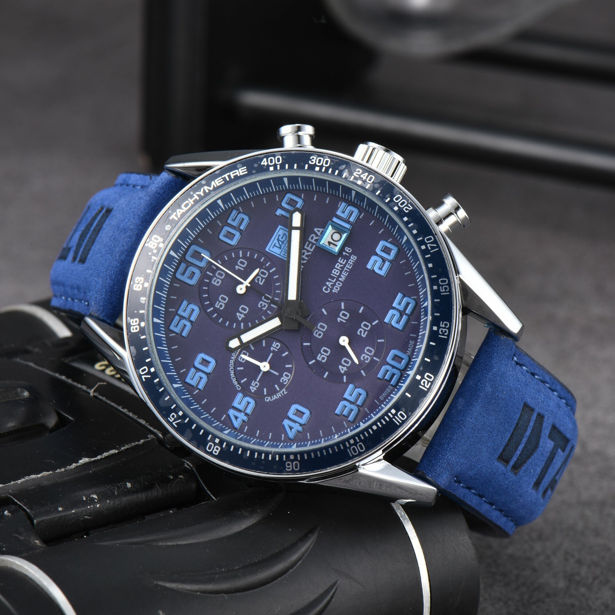 Tag Heuer Часы наручные Кварцевые