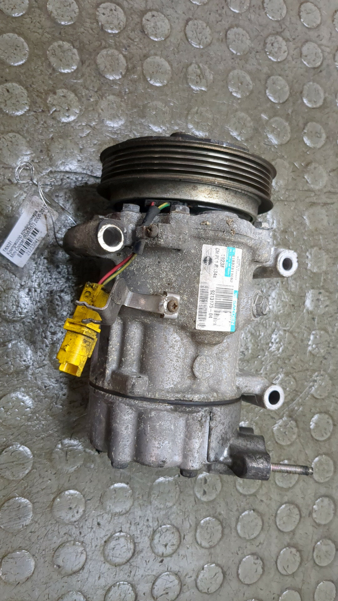 Компрессор кондиционера Mini Cooper (R56/R57) Б/У