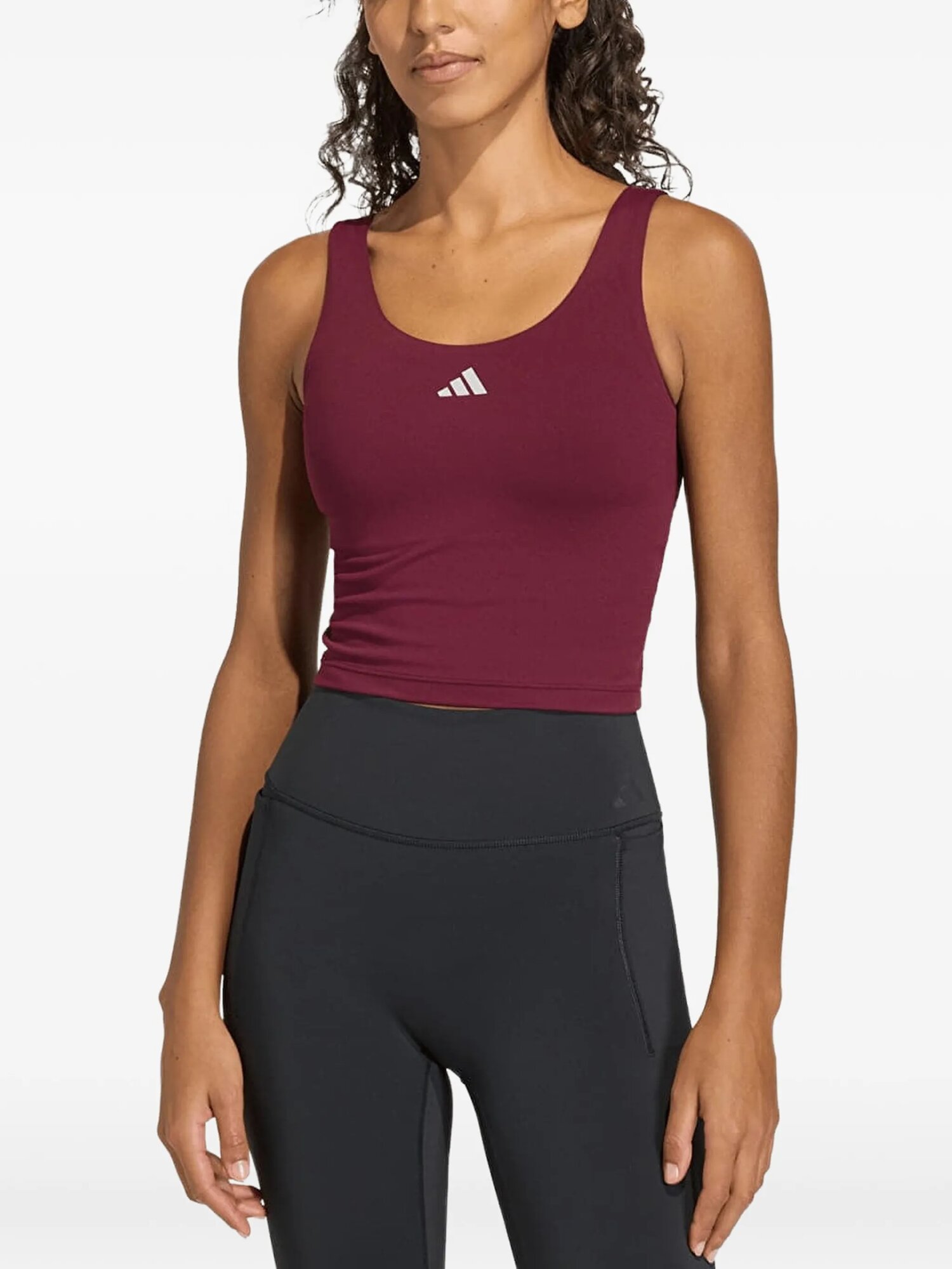Топ adidas, размер M, красный