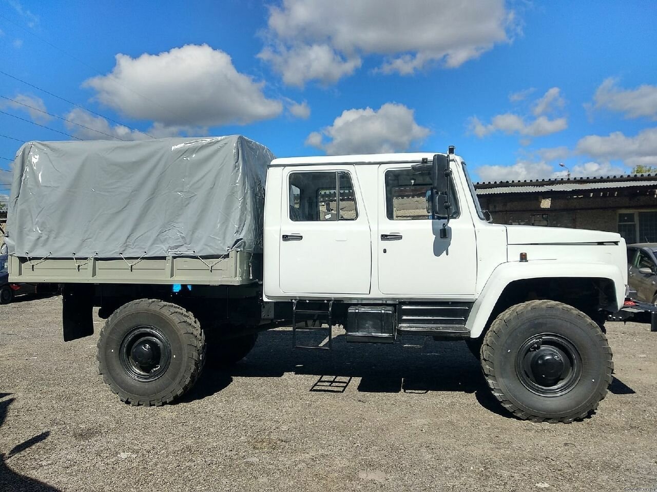 Тент на ГАЗ 33081 егерь (плотность 450гр/кв. м, односторонний усиленный ПВХ материал)