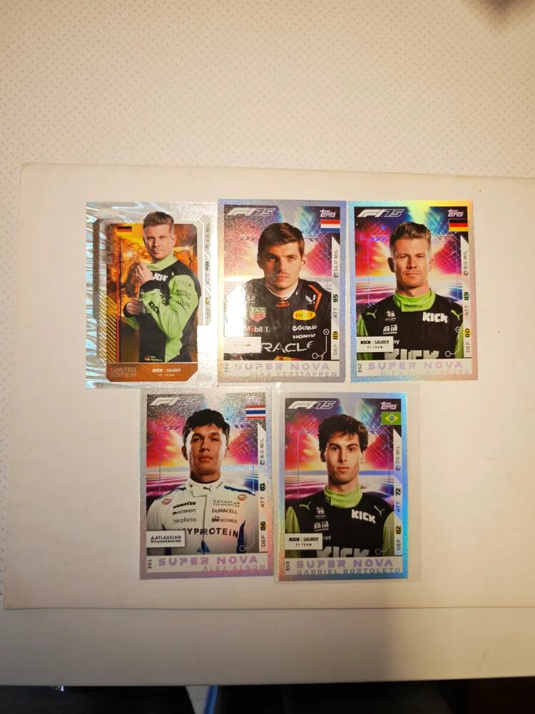 Набор коллекционных карточек Topps Turbo ATtax Refraction 2025 года (5 карточек)