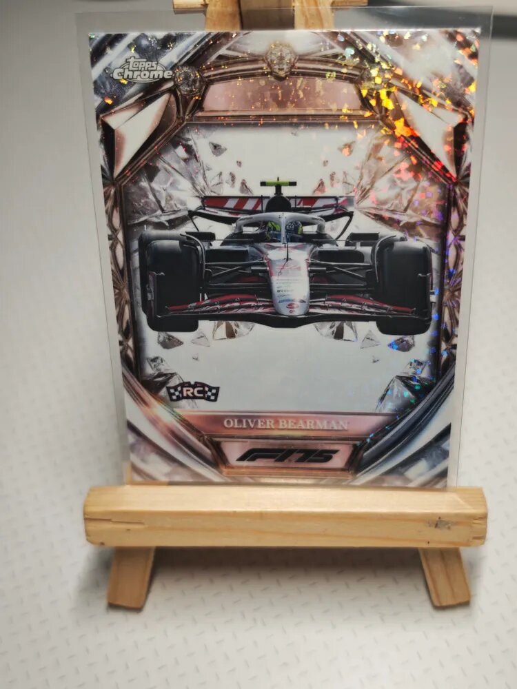 Коллекционная карточка Topps Chrome F1 Racing