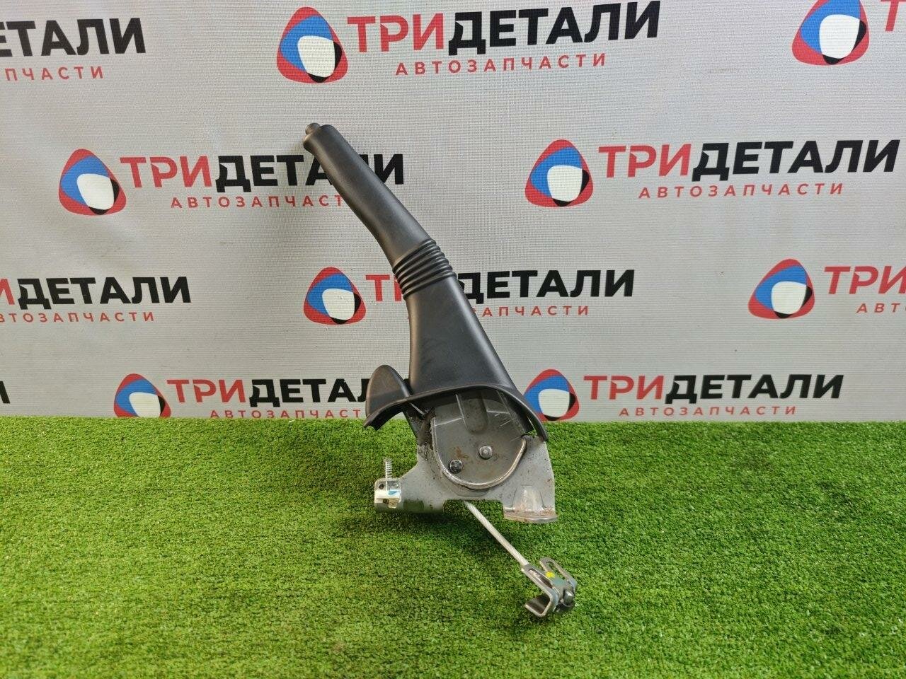 Рычаг стояночного тормоза Renault Duster 1.6 H4MD438 2016 (б/у)