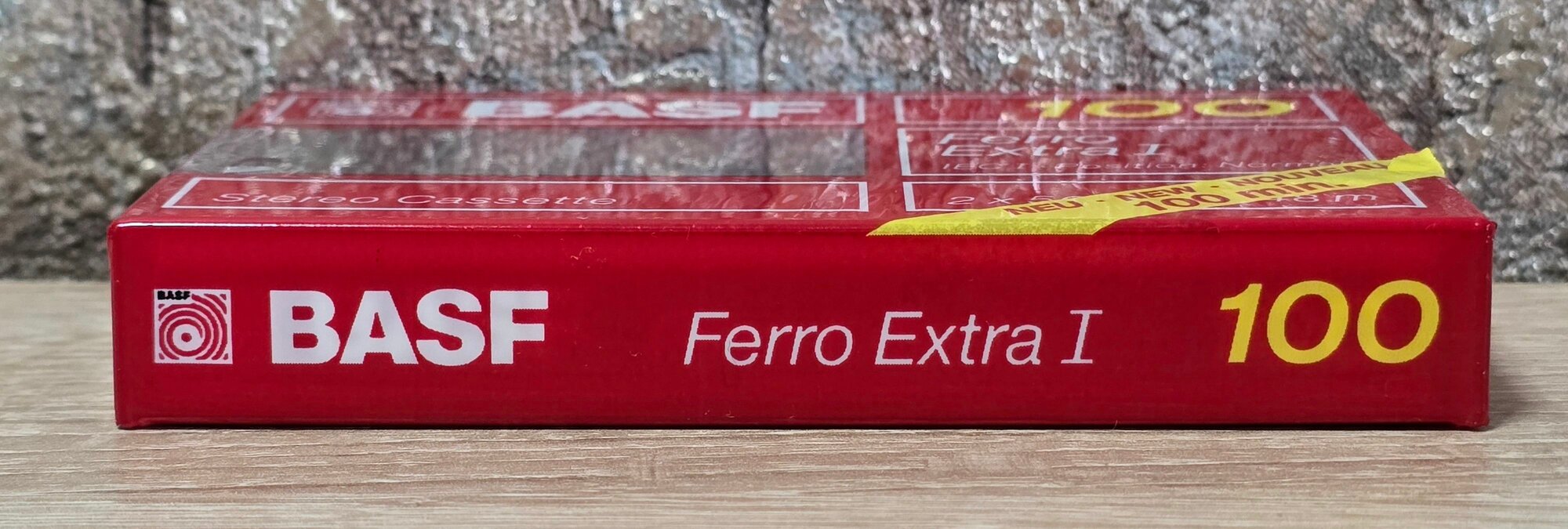 Аудиокассета BASF Ferro Extra I 100мин красная — фото 1