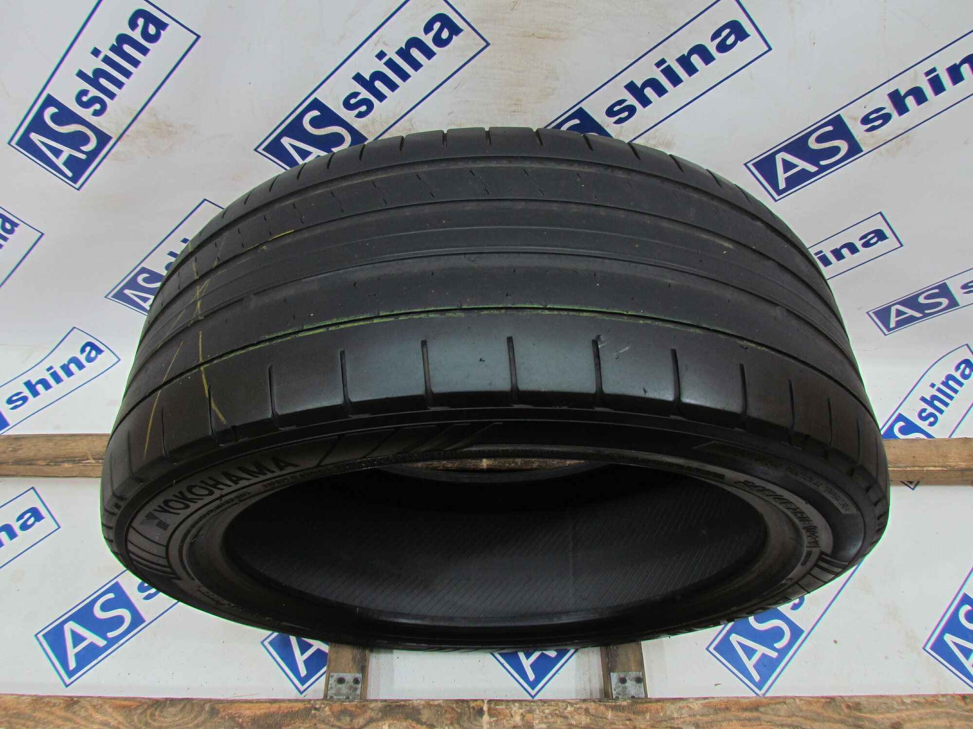 Yokohama Advan Sport V-107 245 45 R19 летние БУ шины более 35% износ , артикул 0028590