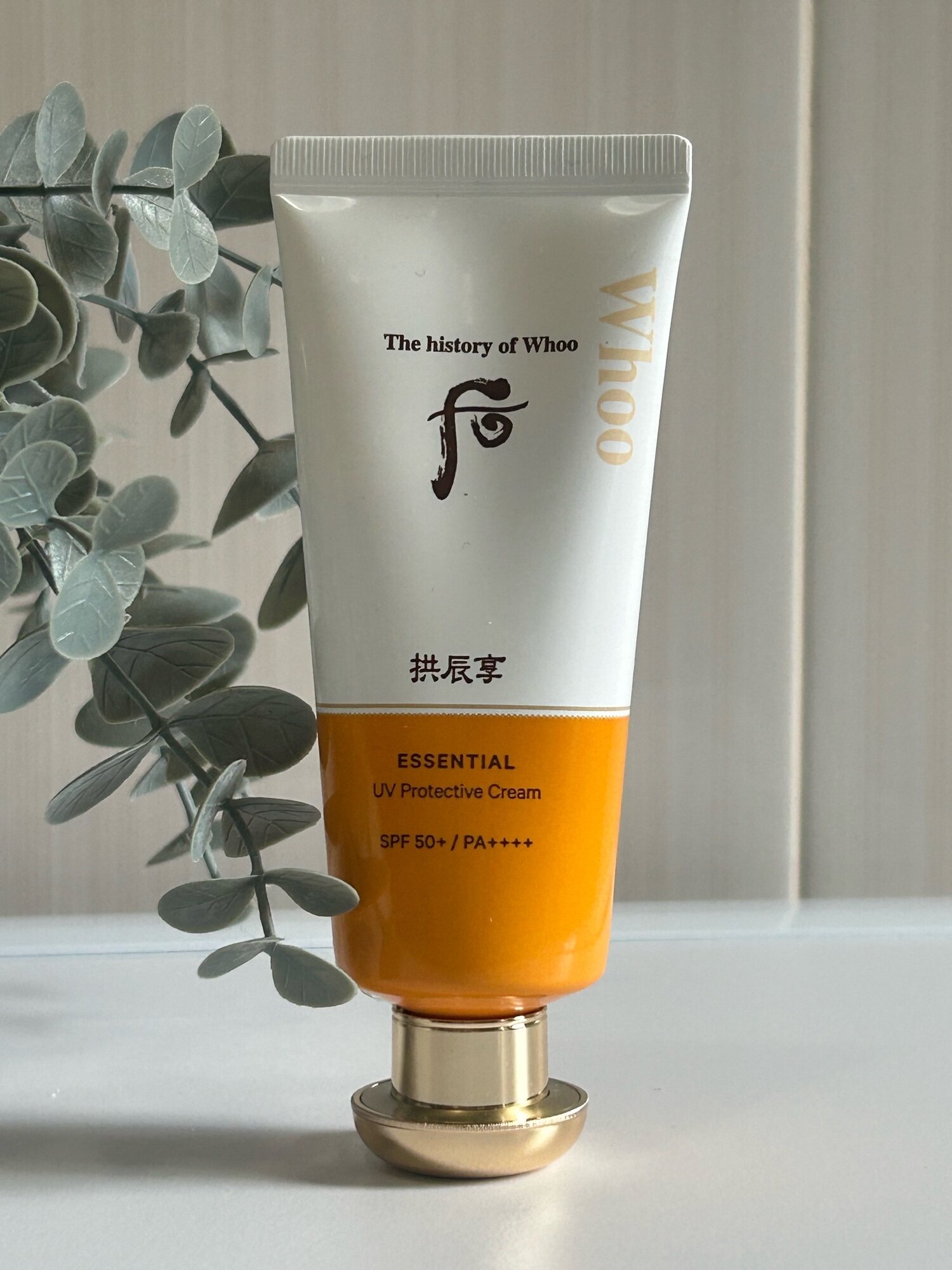 Корейский увлажняющий солнцезащитный крем SPF50+/PA++++ The history of Whoo jinhaeyun sun cream 60ml