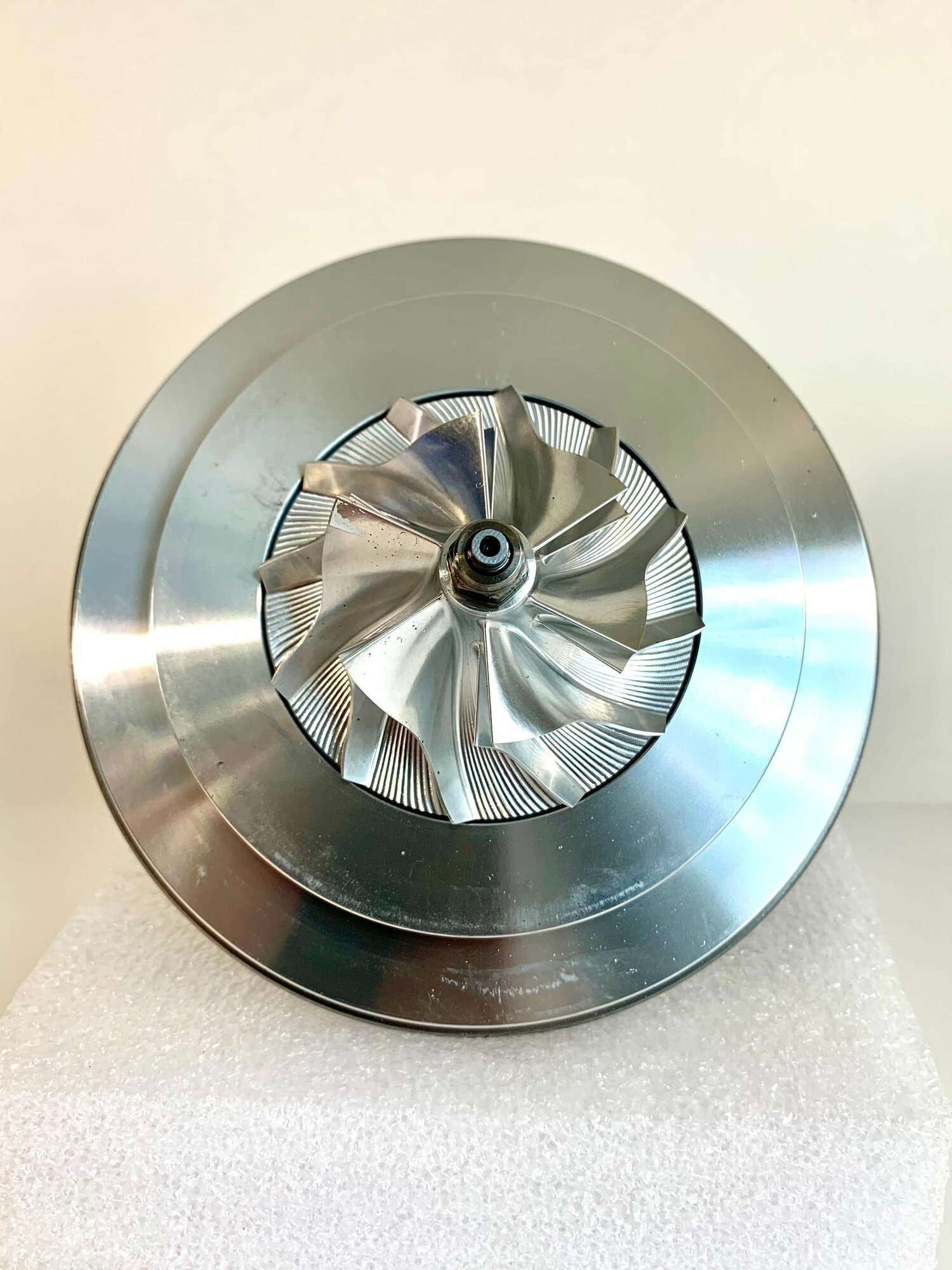 Картридж турбины R2S-000-L1B E&E Turbo VAG CFCA 03L145701G