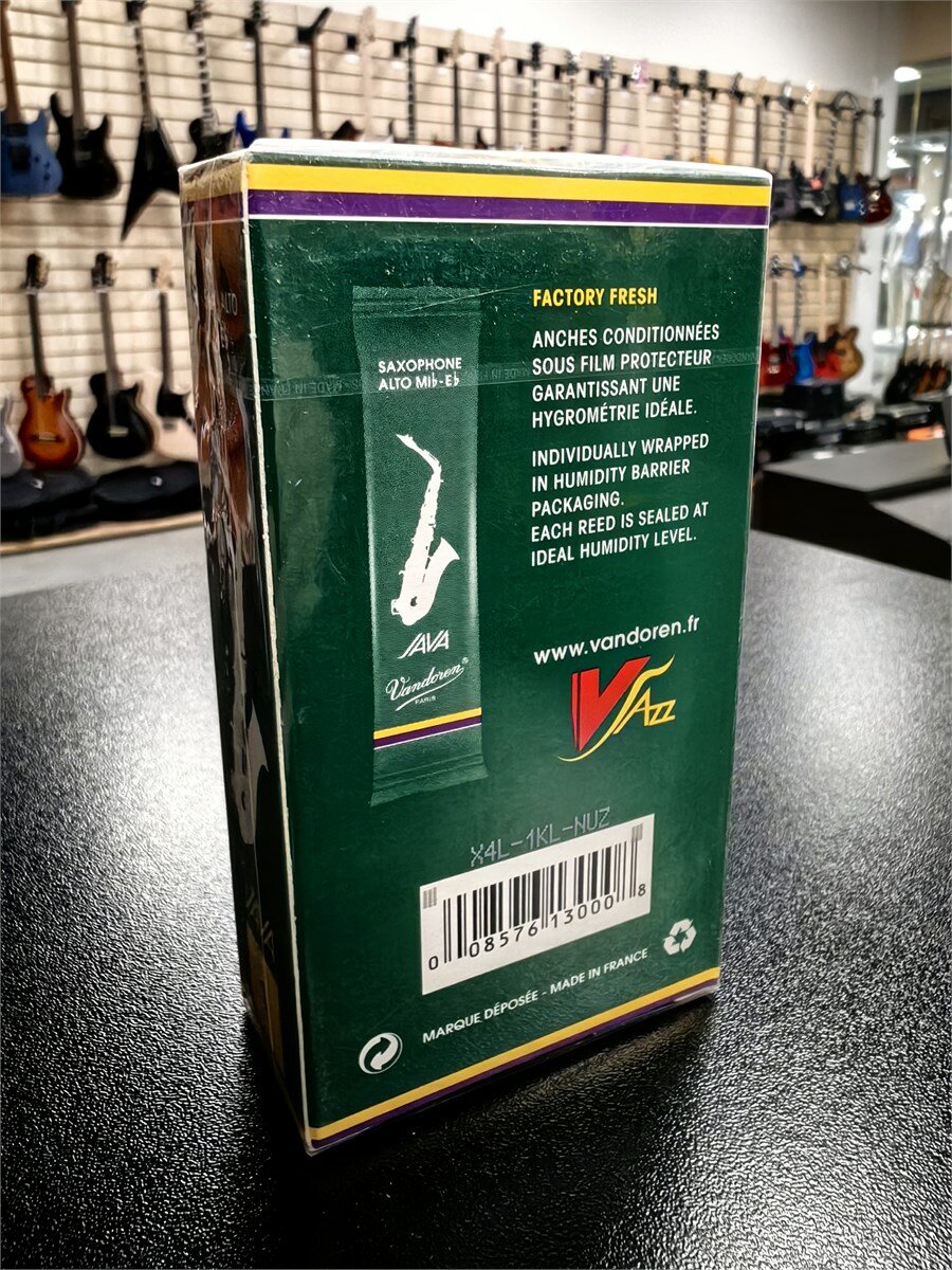 Трости для саксофона альт No 1,0 (10шт) Vandoren SR261 JAVA — фото 1