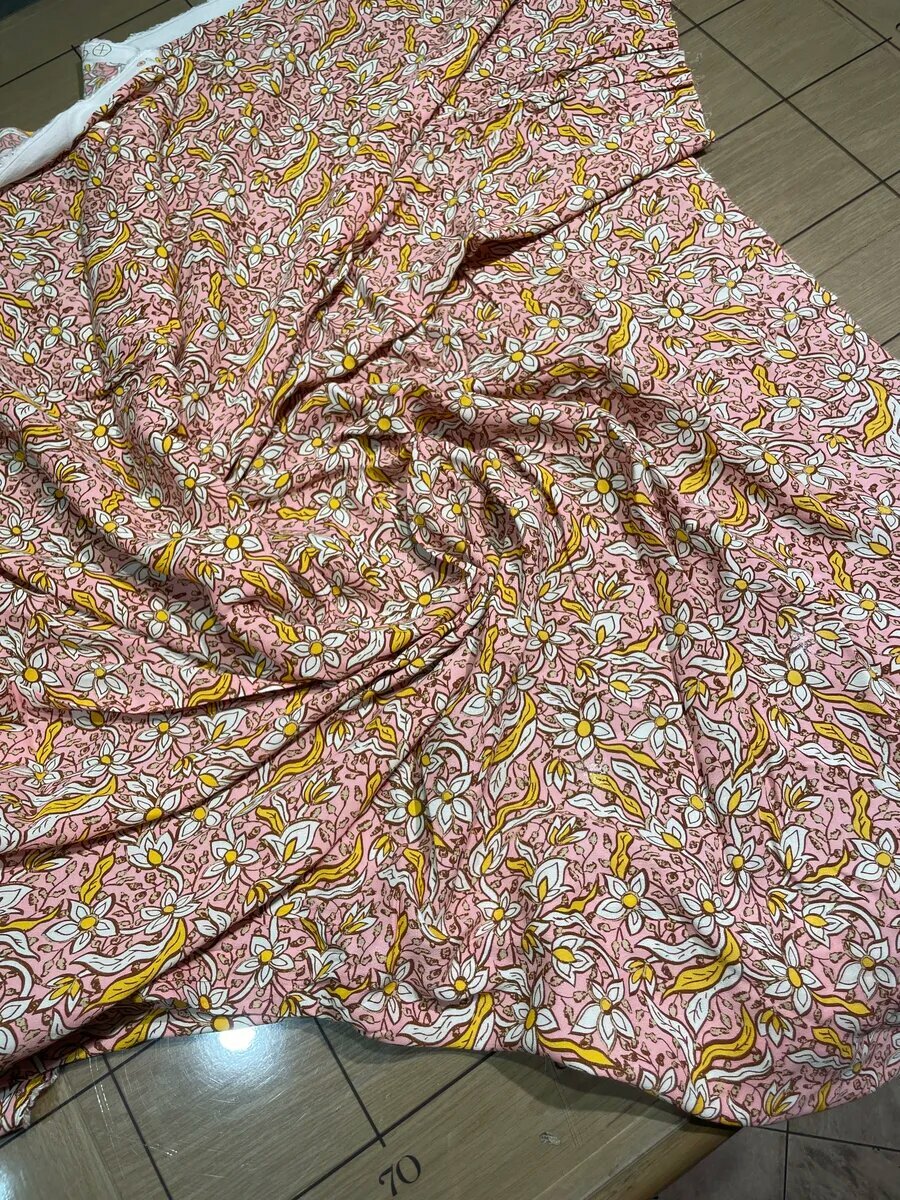Вискоза ткань для шитья 1,4x1,5 Италия