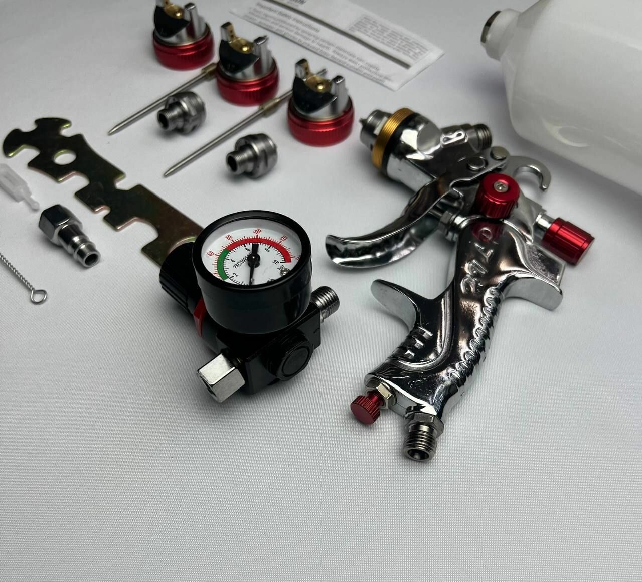 Краскопульт пневматический, полный комплект с манометром и 3-мя дозами: 1.4 мм, 1.7мм, 2.0мм