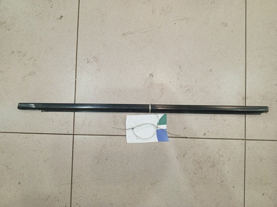 Накладка стекла переднего левого (бархотка) от Chevrolet Lacetti J200 2003-2013