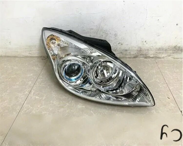 Фары автомобильные, 1 шт, арт. 921012R000_E