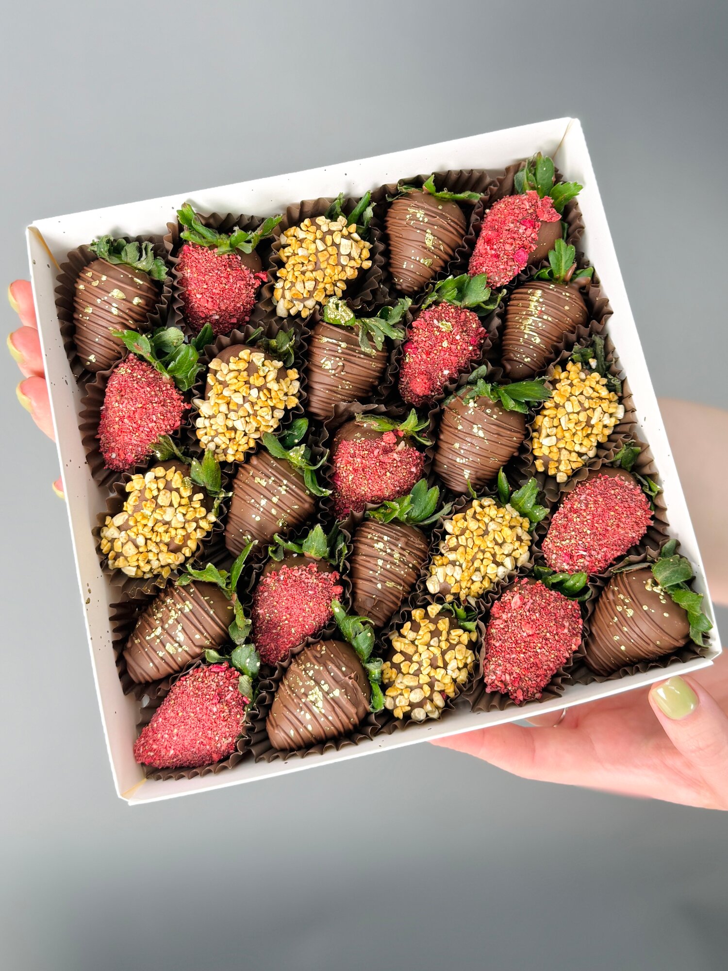 New! Клубника в шоколаде, 20-30 шт на праздник, вкусный и красивый подарок