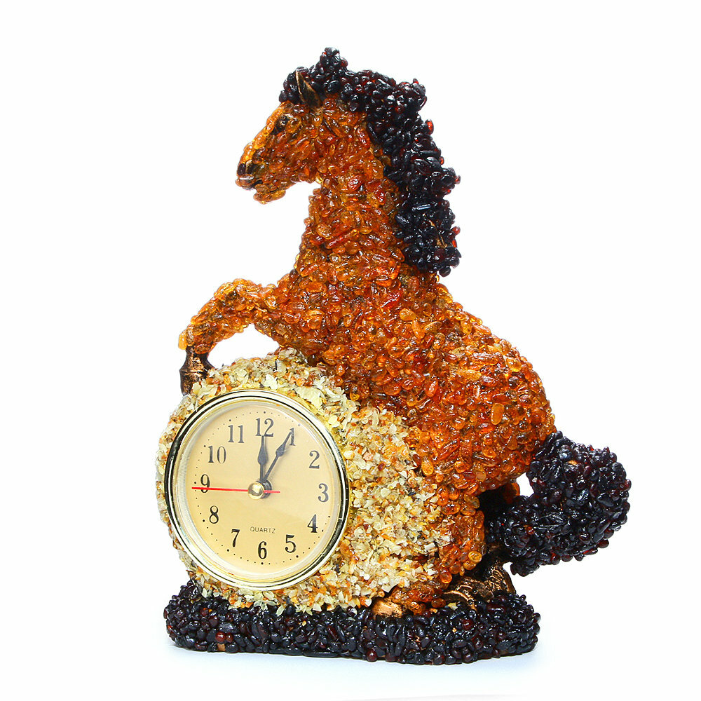 Часы в обсыпке из натурального янтаря "Лошадь"