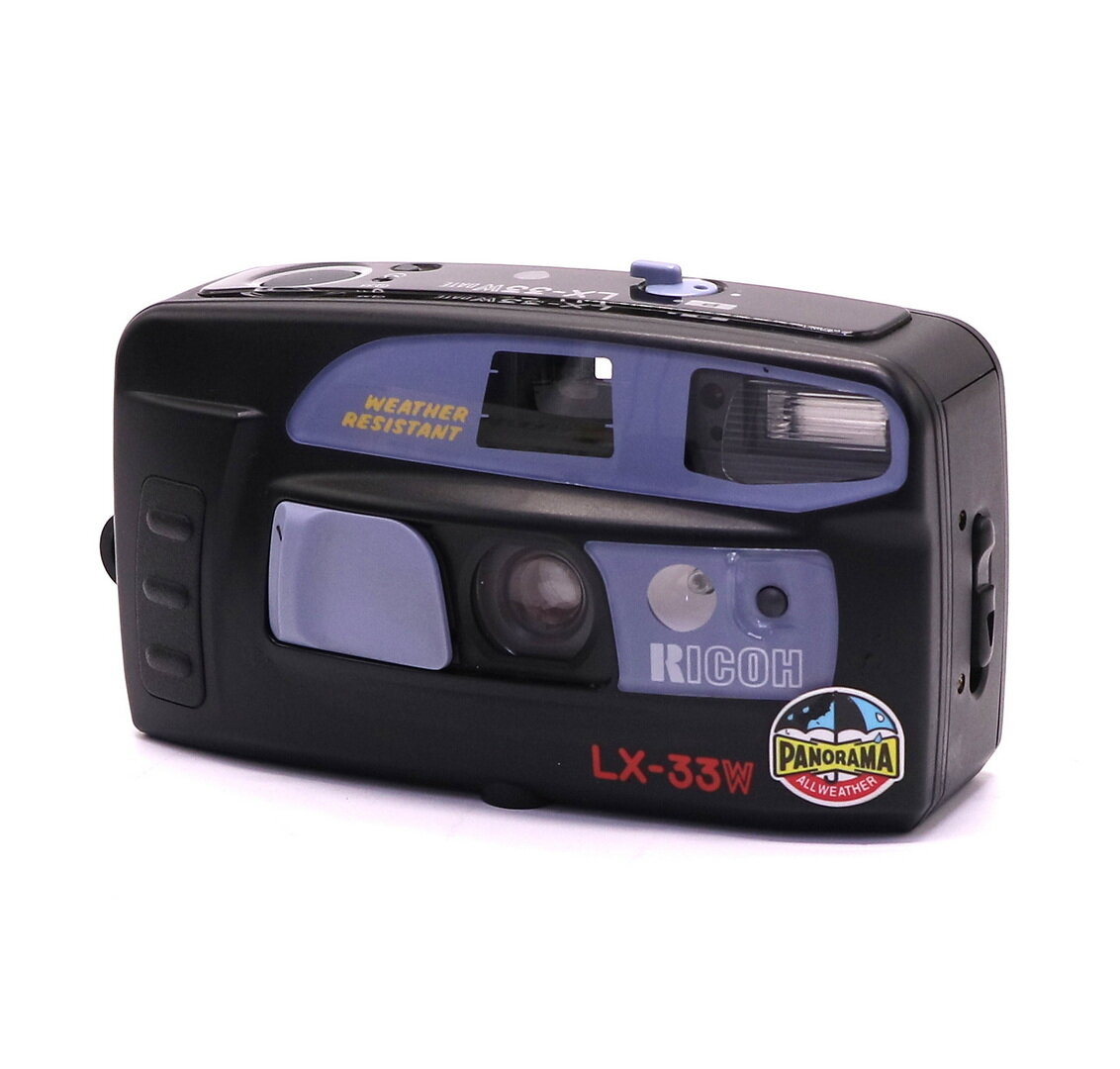 Пленочный компактный фотоаппарат Ricoh LX-33W
