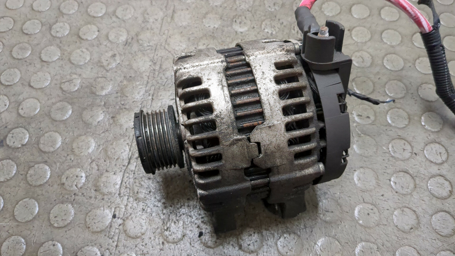 Генератор Land Rover Freelander 2 Б/У