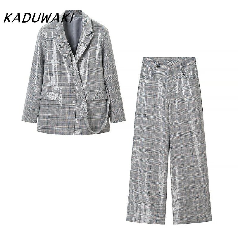 Комплект одежды KADUWAKI