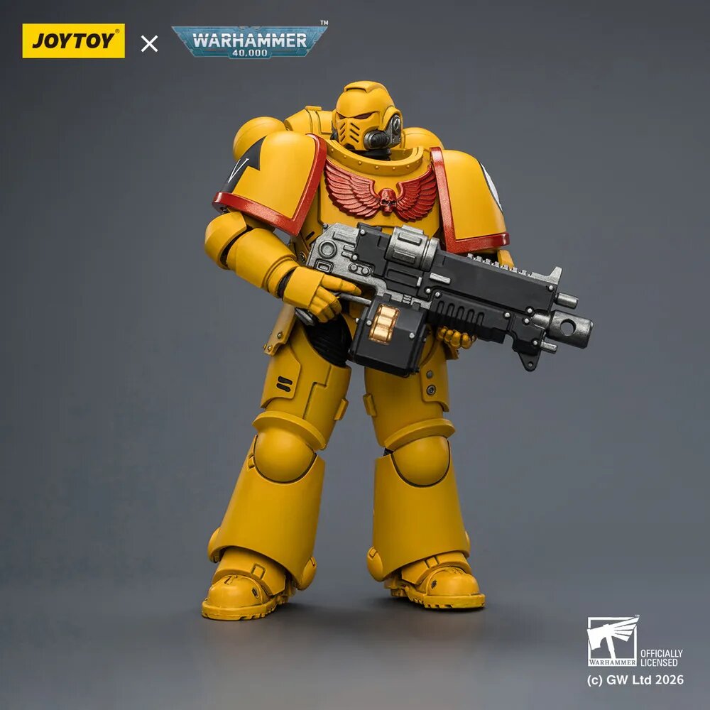 Подвижная фигурка JOYTOY Warhammer 40000 1/18 Imperial Fists Intercessor with Bolt Rifle, Bolt Pistol and Chainsword Подарочная модель