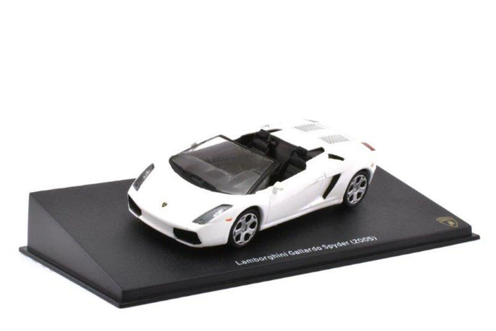 Модель коллекционная ALTAYA Lamborghini gallardo spyder 2005 white