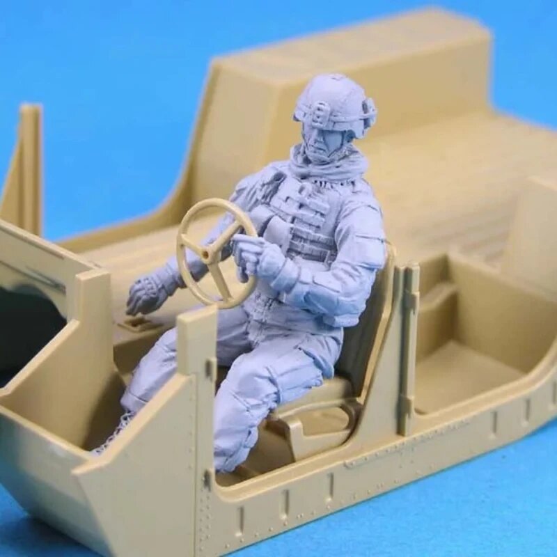 1/35 Масштабная смоляная фигурка автомобиля, набор для сборки