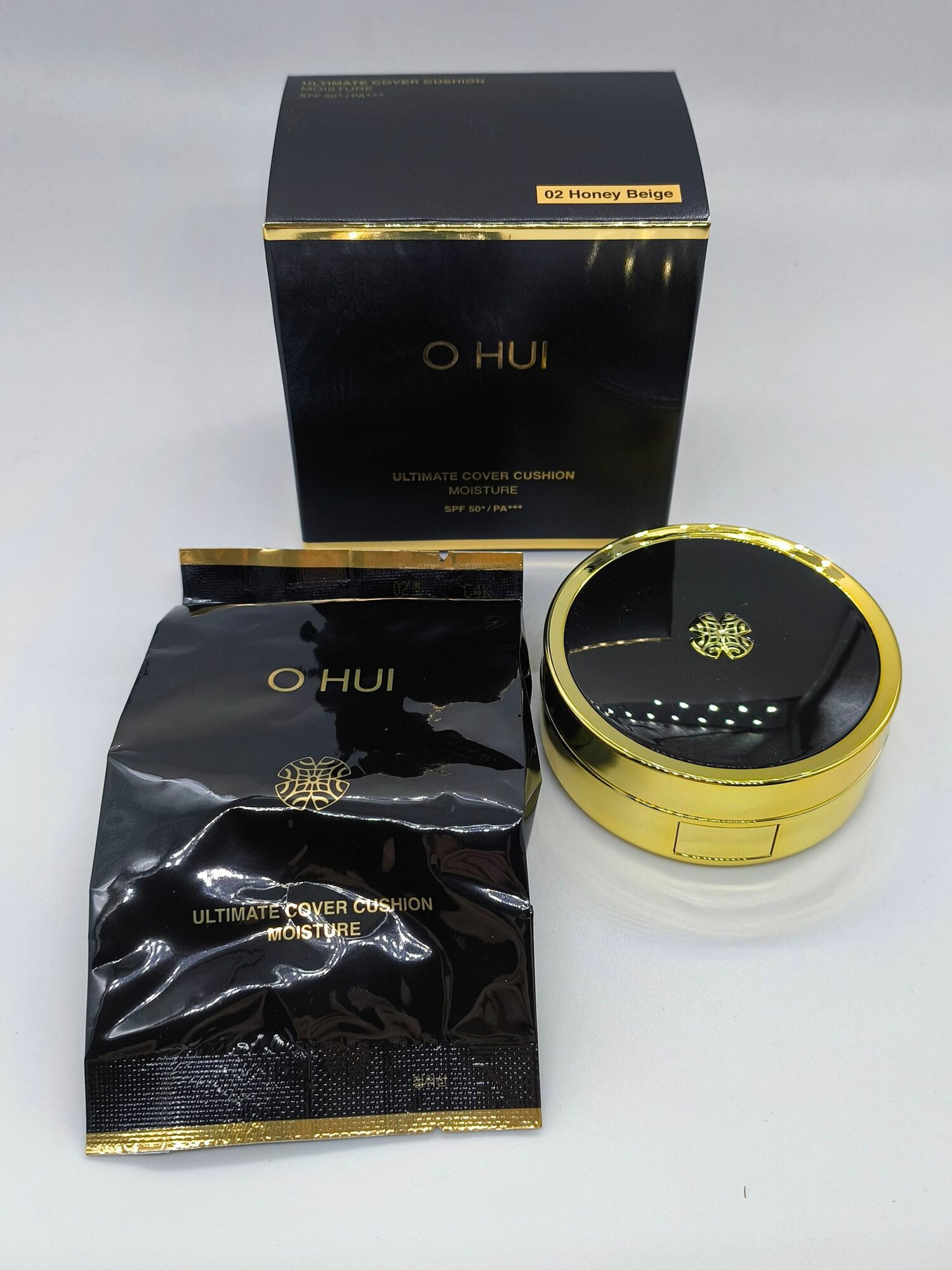 Ohui Кушон и Рефилл Ultimate Cover Cushion Moisture 02