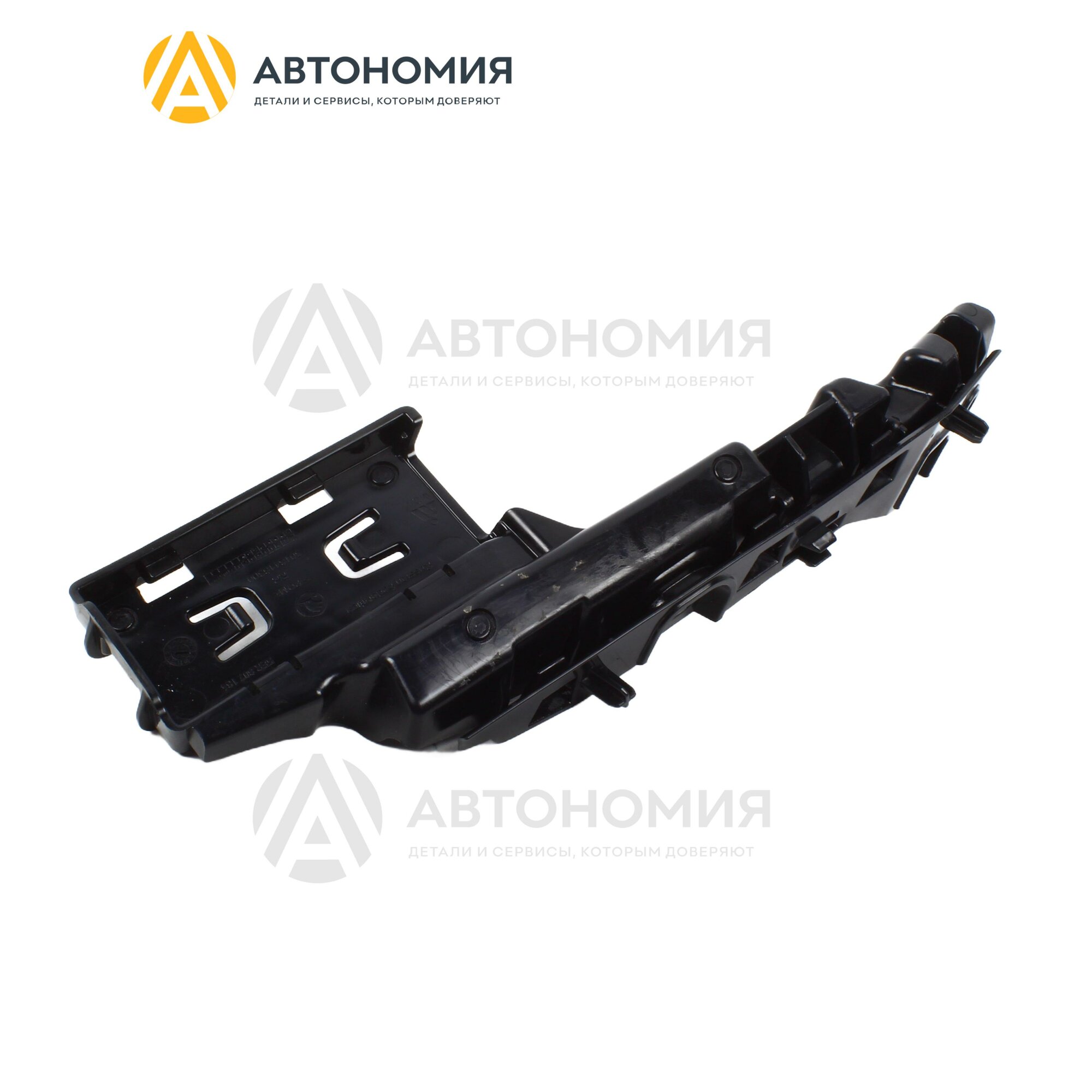 Кронштейн переднего бампера правый VAG 5ER 807 184