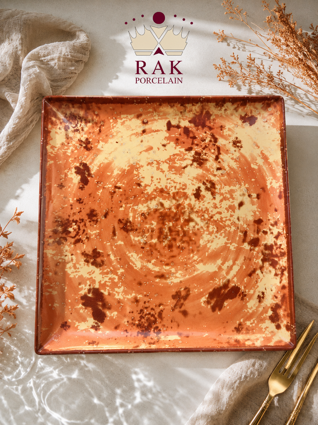 Тарелка RAK Porcelain Peppery квадратная плоская 30*30 см, красный цвет