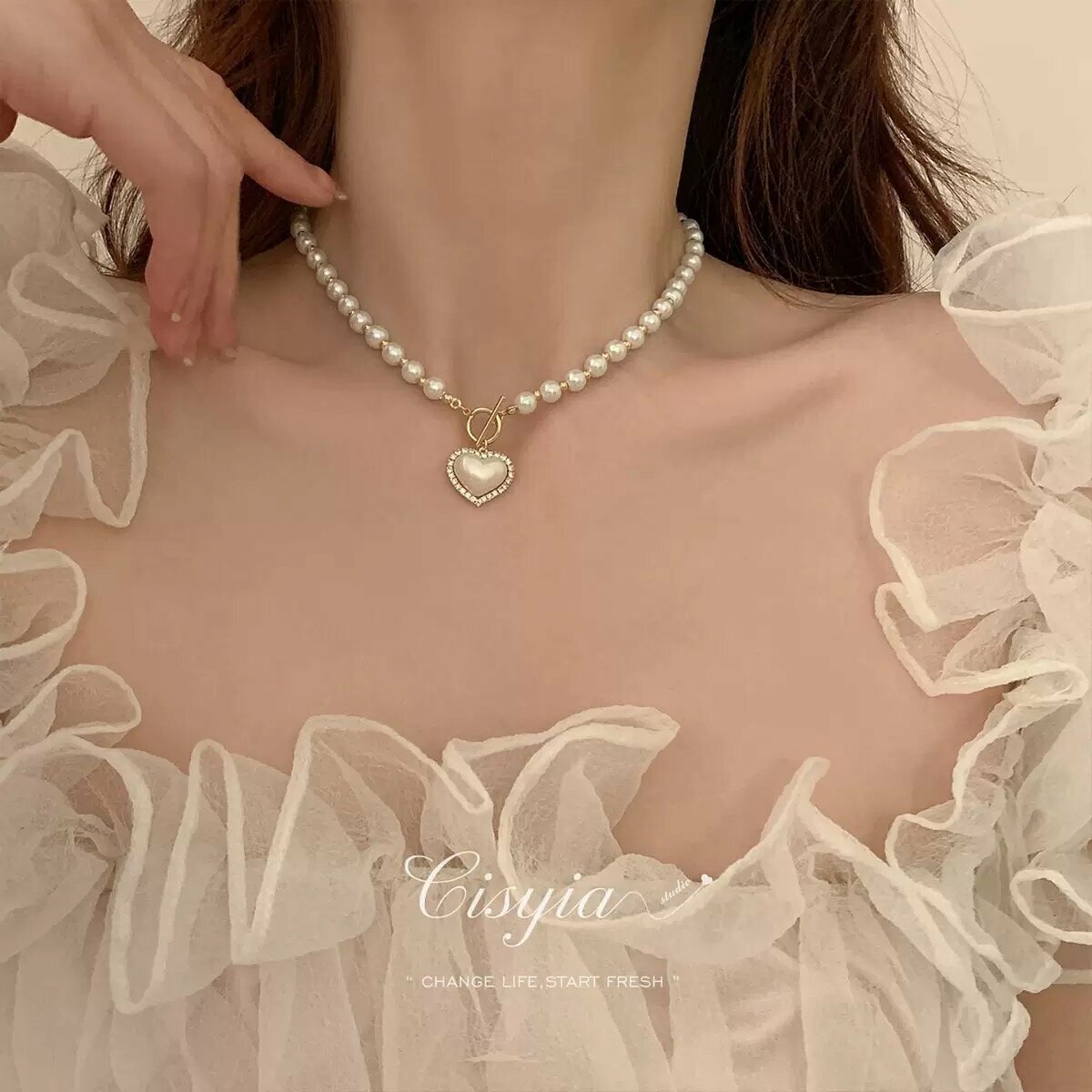 Колье, длина 45 см, beige — фото 1
