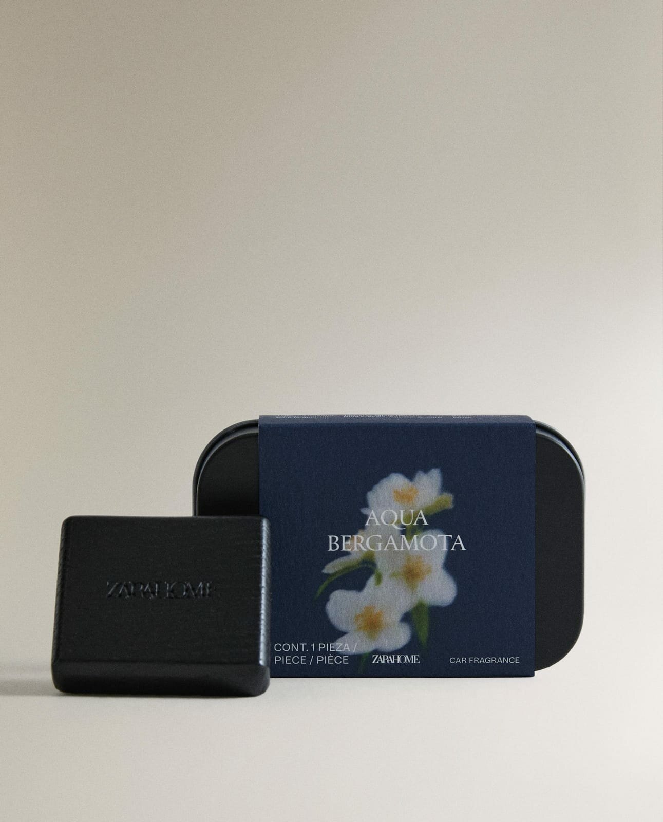 Ароматизатор автомобильный ZARA HOME AQUA BERGAMOTA, зеленый, 4 x 4.4 x 1 см 6417/707/508-99