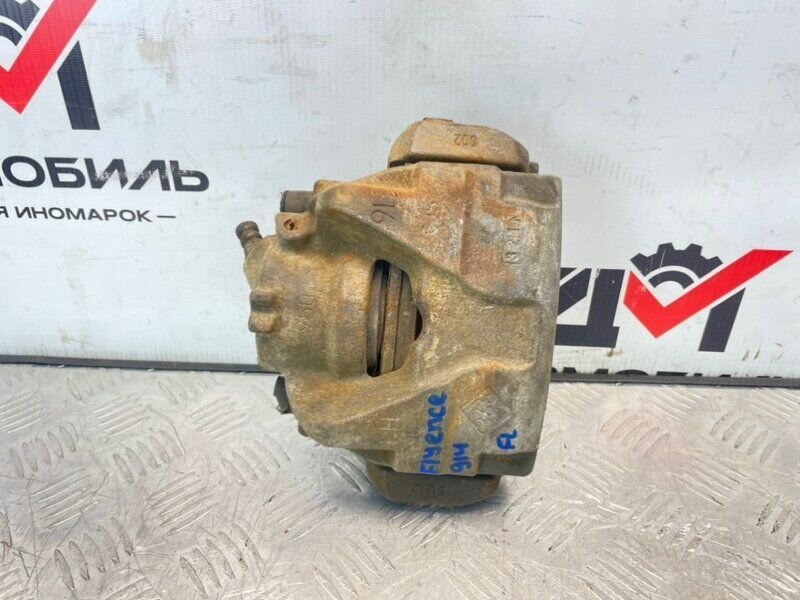 Суппорт тормозной Renault Fluence 2012 410111495R L30R K4MV838, передний левый (с пробегом)