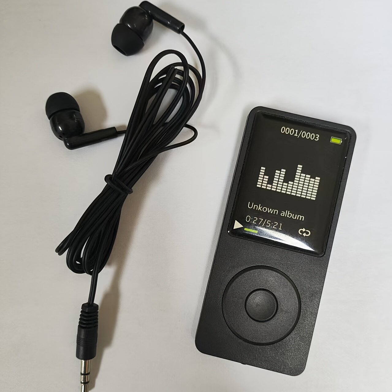 Мини-плеер MP3 с акриловым экраном, наушниками и зарядным кабелем, черный, для музыки и аудиокниг, требуется карта памяти, подходит для улицы
