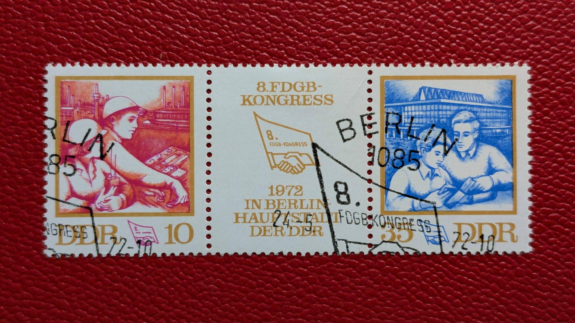Марки Германия (ГДР) 1972. Серия в сцепке: "8-й конгресс FDGB". Редкость. Наклейка. Спец Гашение. См фото