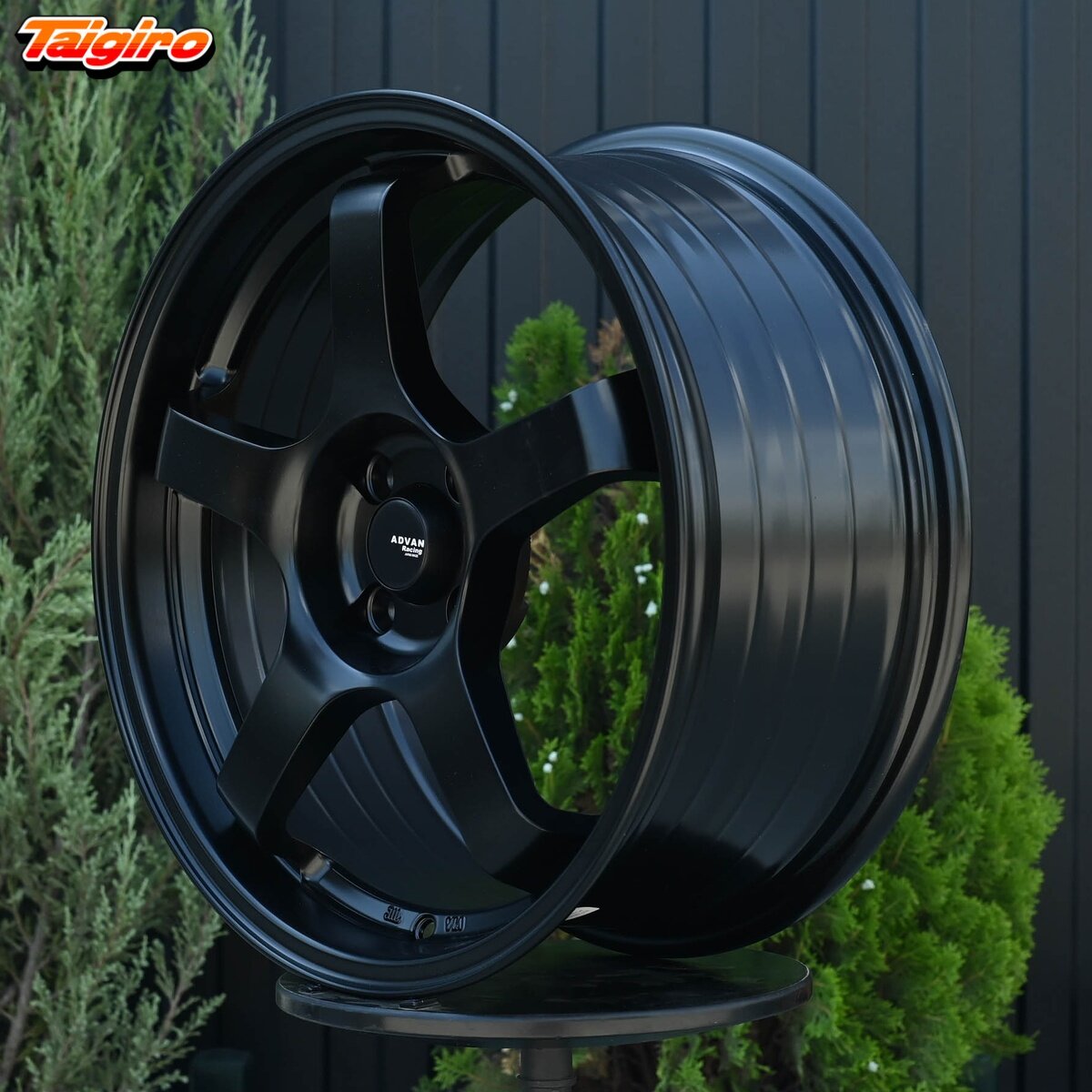 Комплект литых дисков R17 Advan GT стиль 7.5 ET38 4*100 Черный(F158)