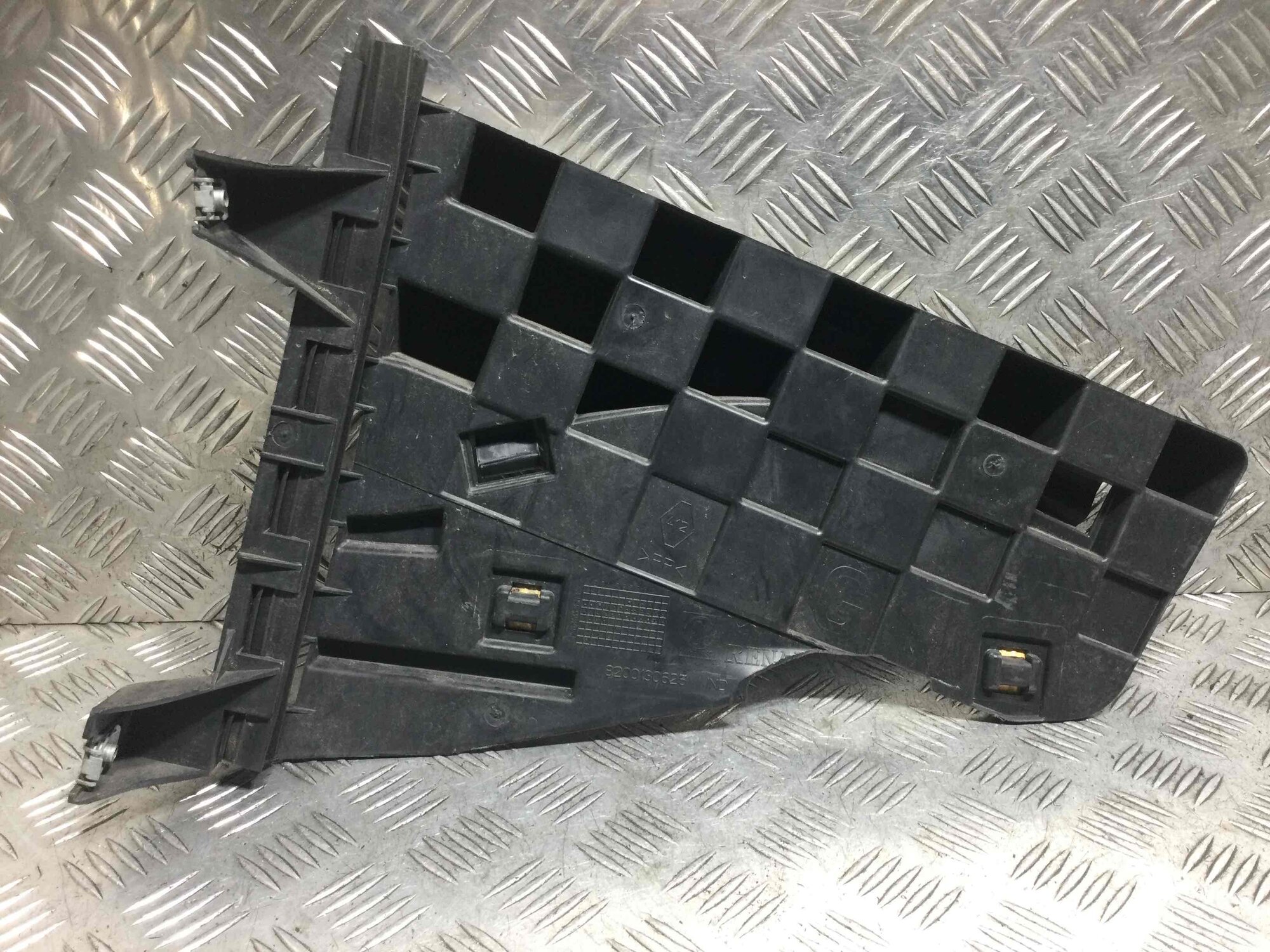 Б/У Направляющая стекла Renault Scenic 2 поколение (2003-2006) 2005 г.