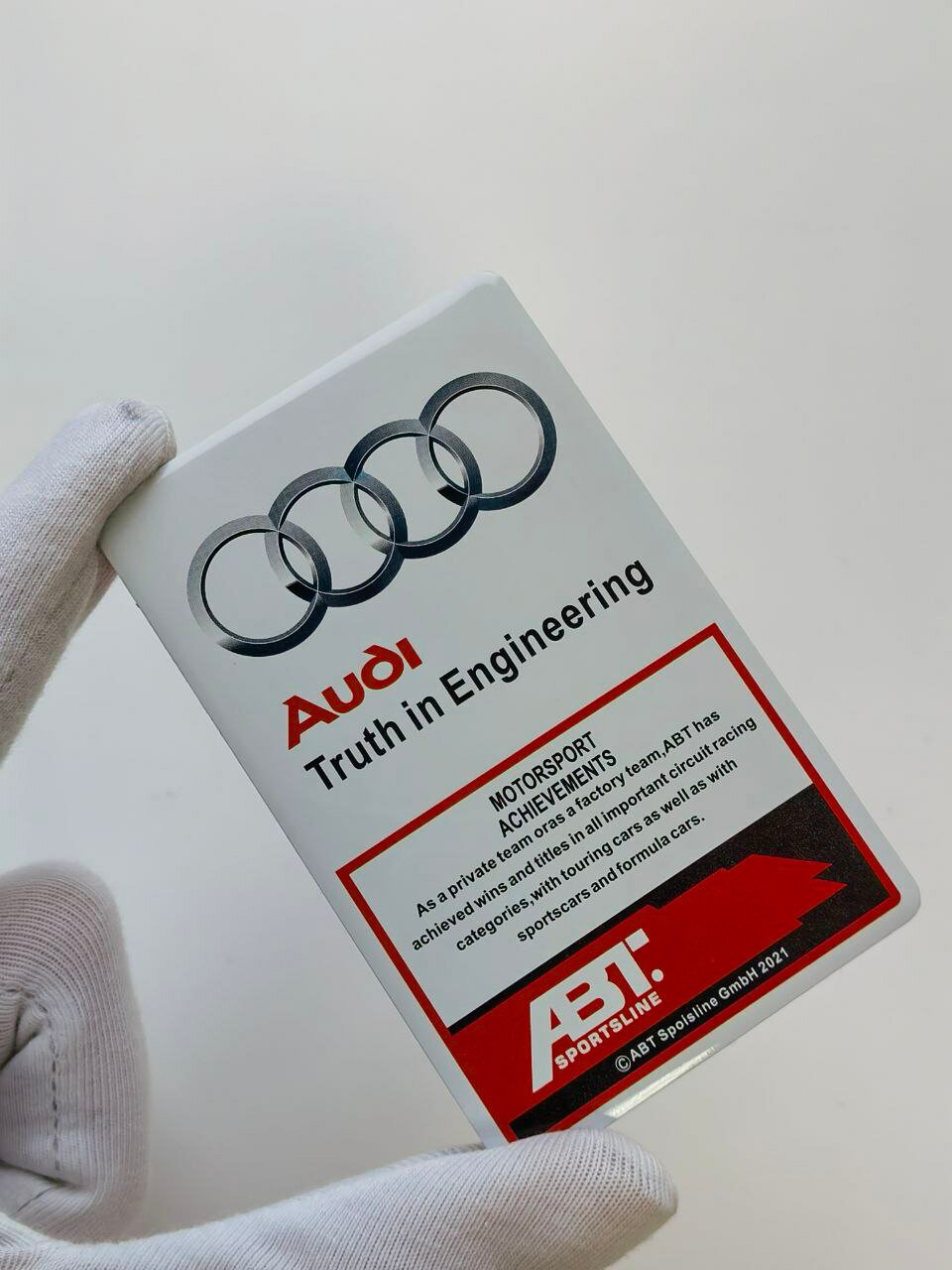 Алюминиевая наклейка 80*50 мм. Audi ABT Sportsline эмблема наклейка на авто Ауди 1 шт.