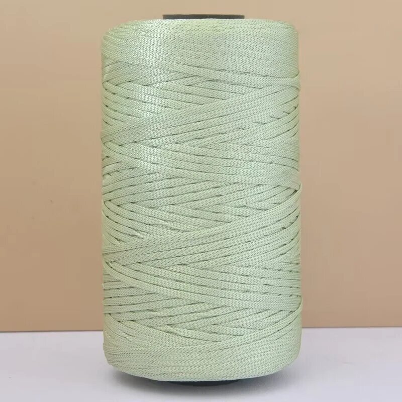 Плоская пряжа для вязания крючком полиэстер 250г Color 33