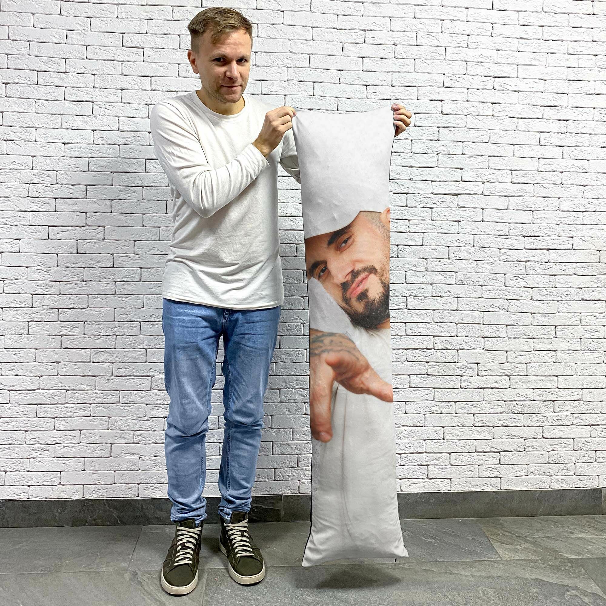 Подушка дакимакура Паша Техник 35x140 см