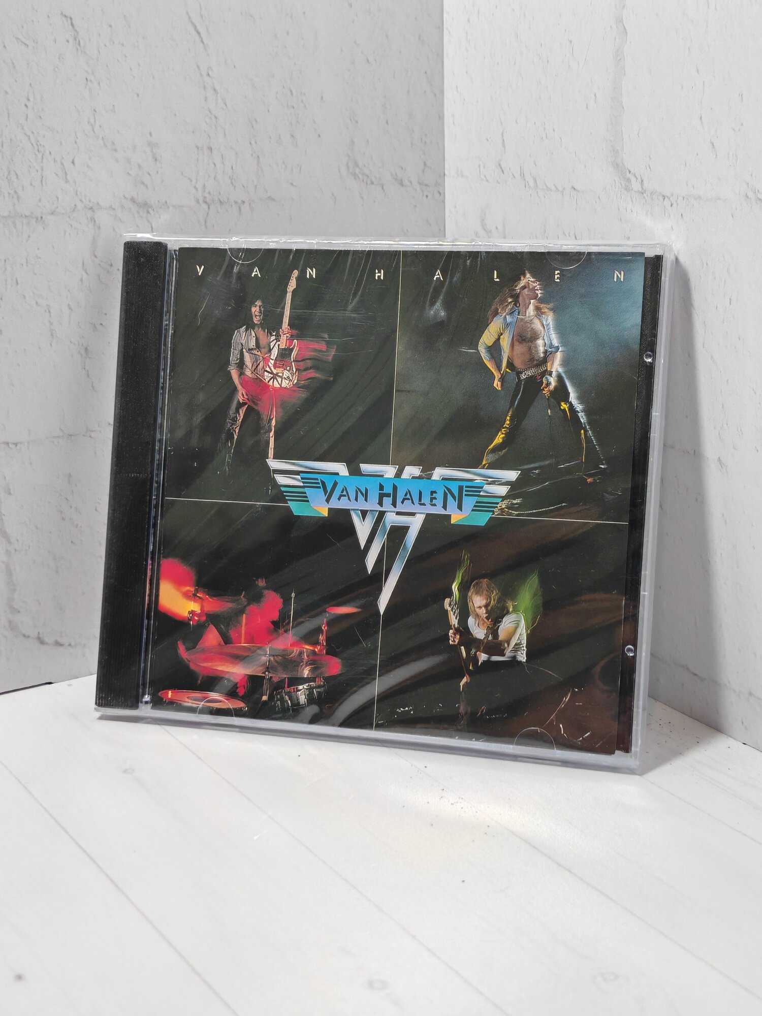 Диск Van Halen - Van Halen CD — фото 1