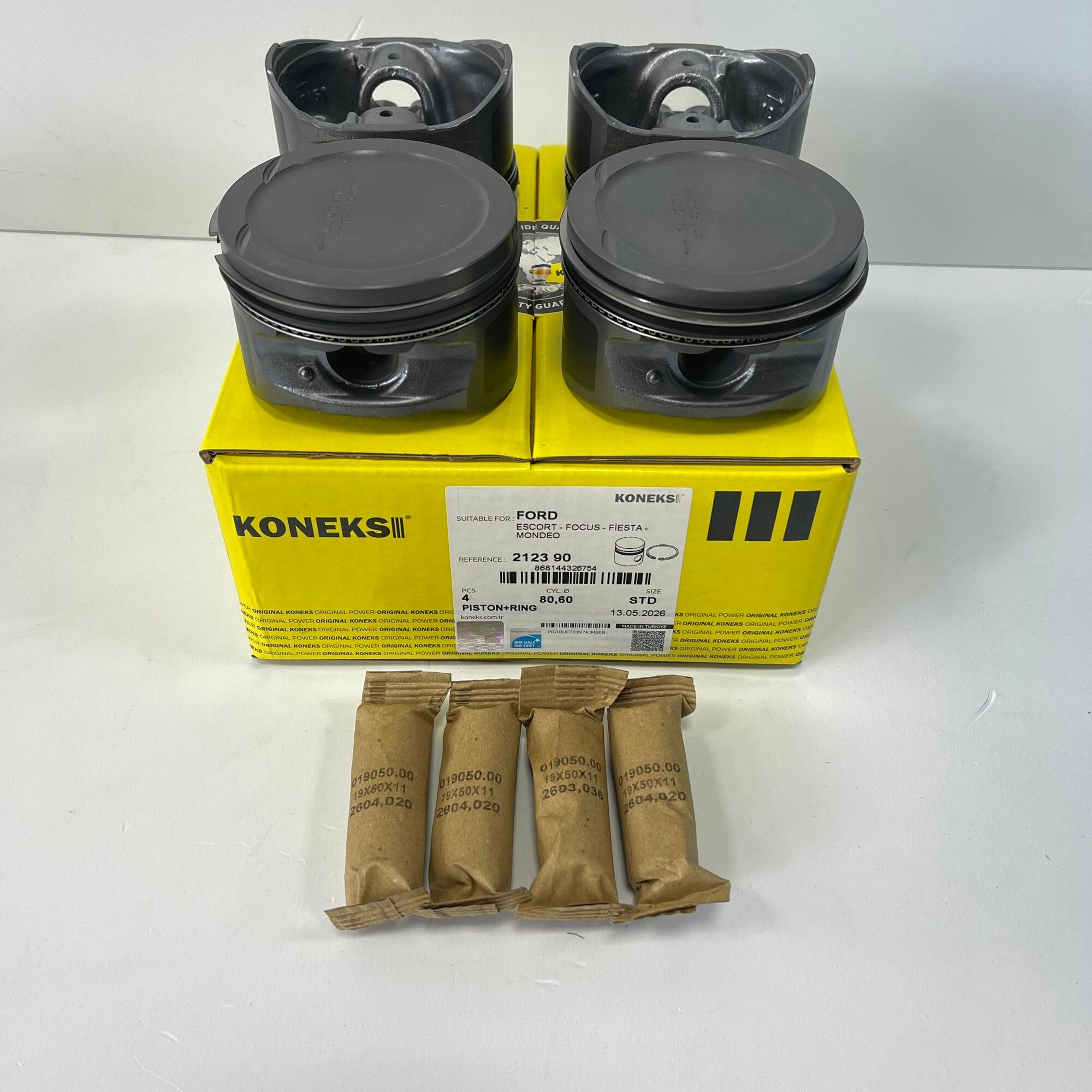 Поршни с кольцами std Focus 1 1.8 eydc koneks