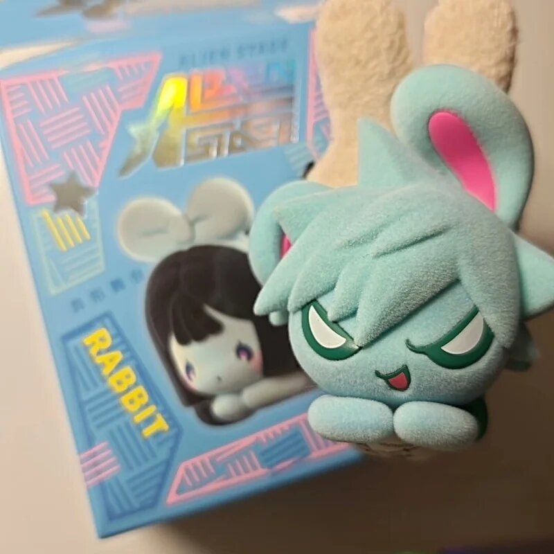 Мини-фигурка Nullset ALIEN STAGE Rabbit Series Blind Box Черный, Random 1pcs — фото 1
