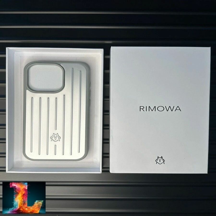 Алюминиевый премиальный чехол RIMOWA для iPhone 15 Pro Max в эксклюзивном серебристом исполнении