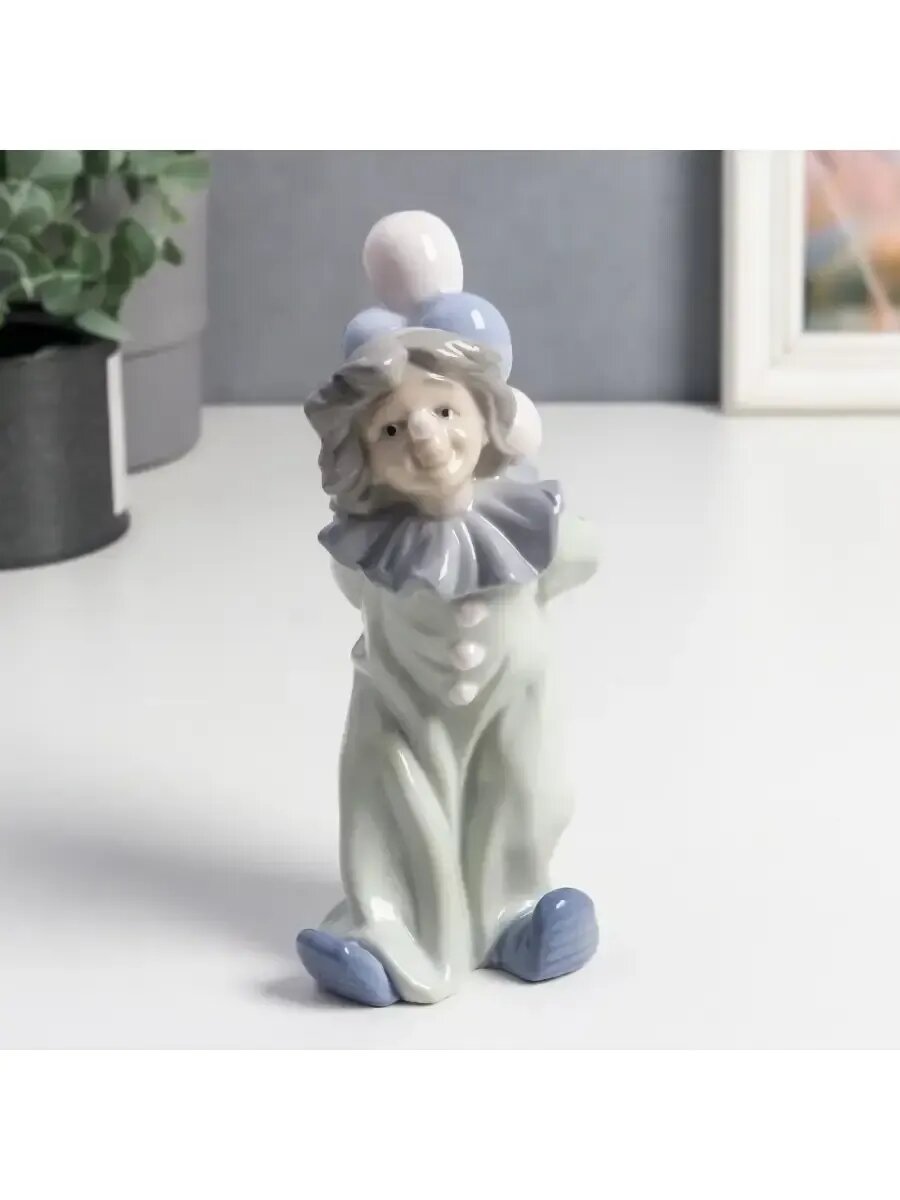 Фигурка клоуна