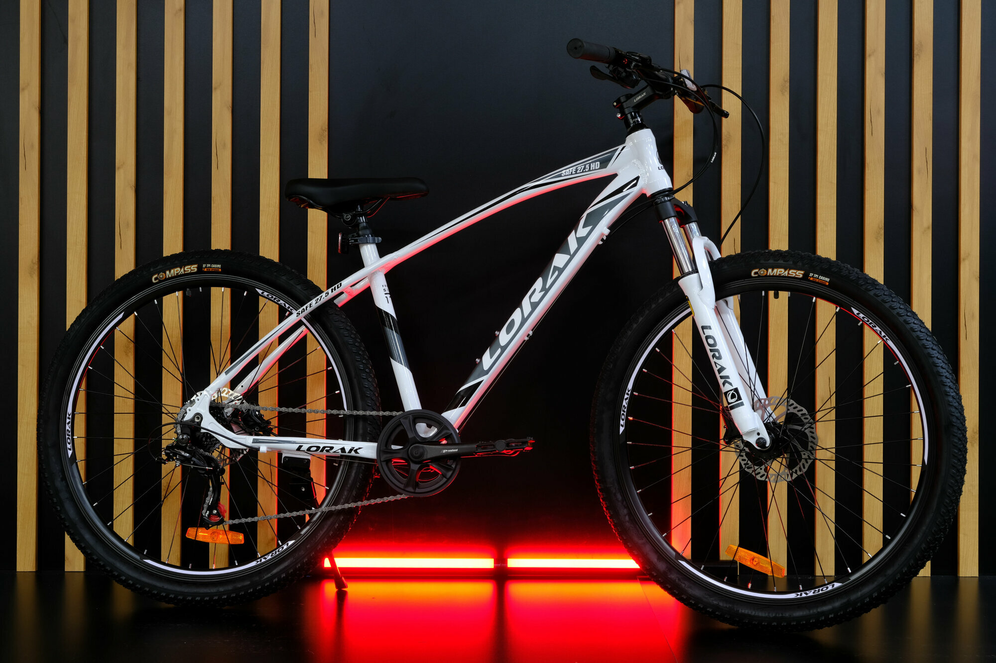 Велосипед горный LORAK Safe 27,5 HD Матовый Белый/Черный под рост 171-182 см, алюминиевый, гидравлические тормоза
