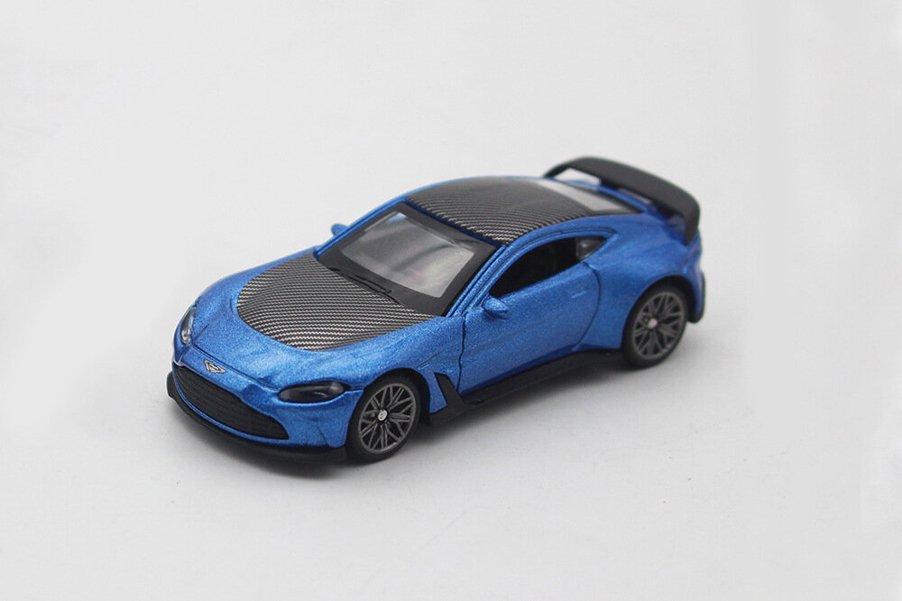 Модель автомобиля Aston Martin V12 в масштабе 1:64 из сплава с синим карбоновым покрытием