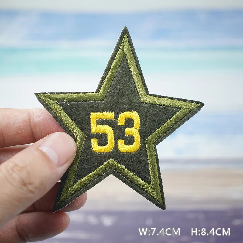 Нашивка на одежду звезда с номером 53, цвет 4